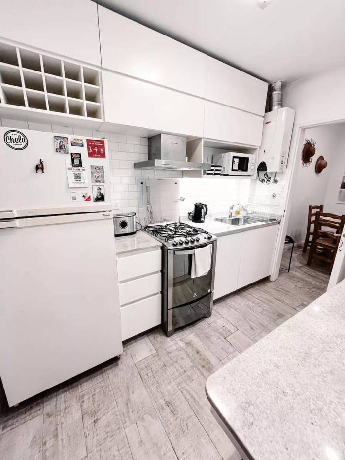 CA-2729- 2 Ambientes- Arenales 2800- USD 700 + servicios – Giuliana ...
